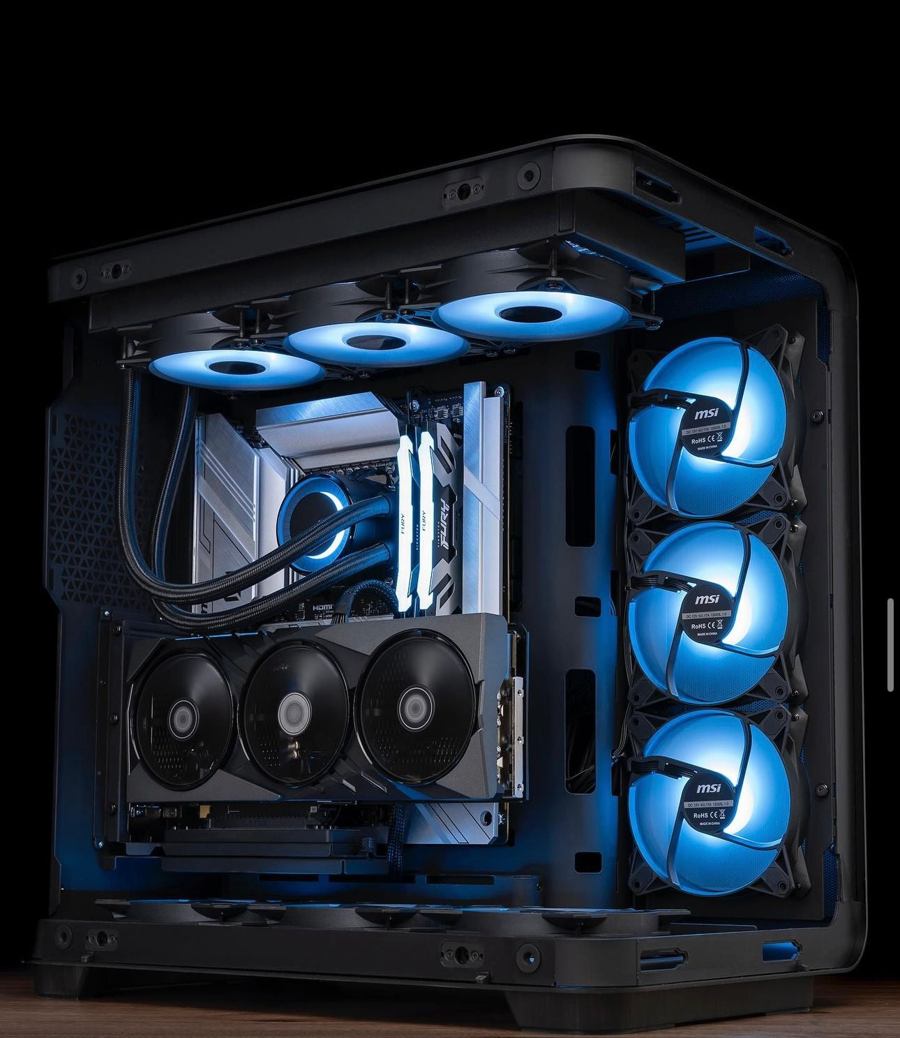 BUILDS – LiquidHaus