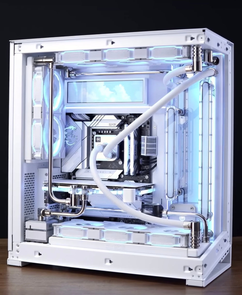 BUILDS – LiquidHaus
